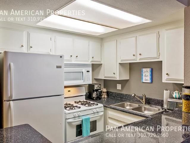 2 Br, 2 bath, Condo 1631 West Pampas Lane