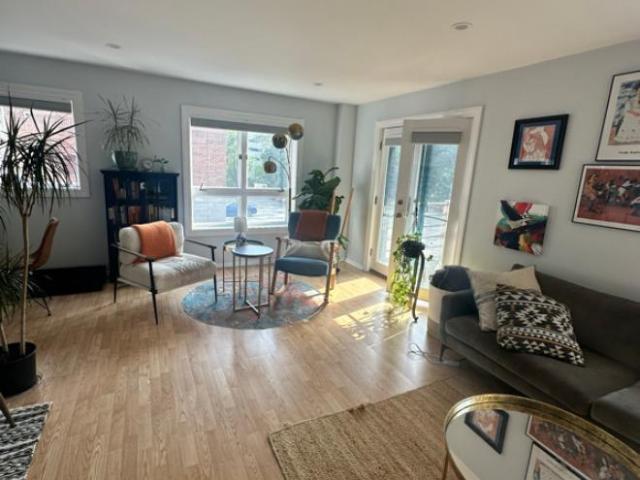 2 Br, 2 bath, Condo 165 Cottage St