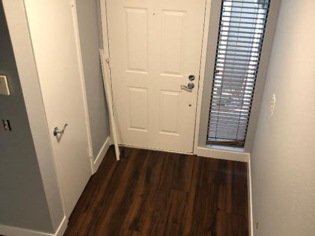 2 Br, 2 bath, Condo 165 Oddstad Dr