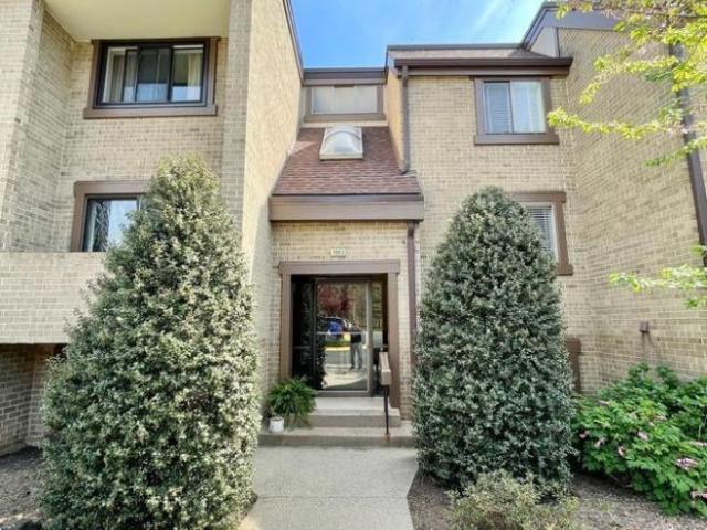 2 Br, 2 bath, Condo 1663 Parkcrest Circle