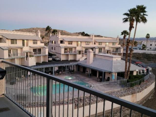 2 Br, 2 bath, Condo 1675 Highway 95