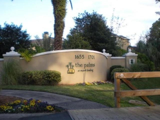 2 Br, 2 bath, Condo 1701 The Greens Way