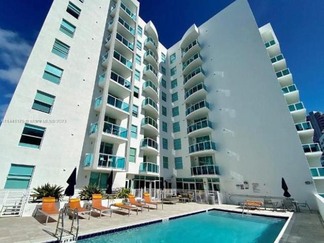2 Br, 2 bath, Condo 1723 SW 2nd Ave