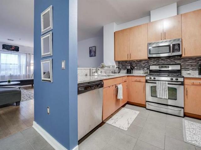 2 Br, 2 bath, Condo 172 Culver Ave