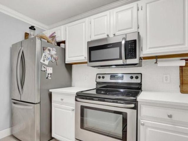 2 Br, 2 bath, Condo 1745 Palm Cove Boulevard