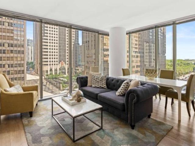 2 Br, 2 bath, Condo 174 N Michigan Ave