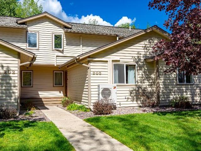 2 Br, 2 bath, Condo 1750 E Lakeshore Dr