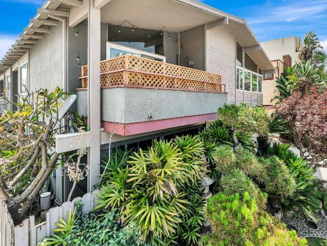 2 Br, 2 bath, Condo 1751 Colby Ave Building
