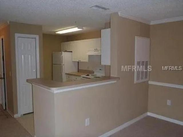 2 Br, 2 bath, Condo 18001 Richmond Pl Dr