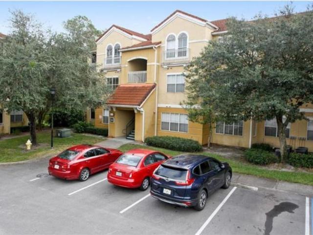 2 Br, 2 bath, Condo 18001 Richmond Place Dr
