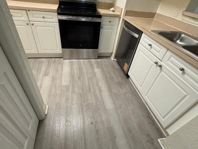 2 Br, 2 bath, Condo 18001 Richmond Place Dr