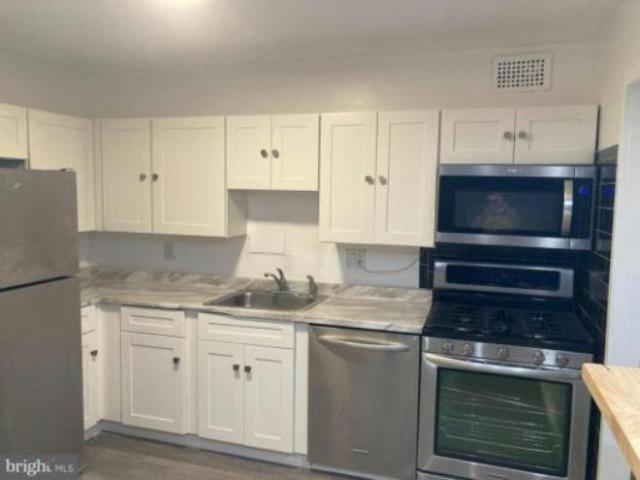 2 Br, 2 bath, Condo 1836 Metzerott Rd Apt 1023