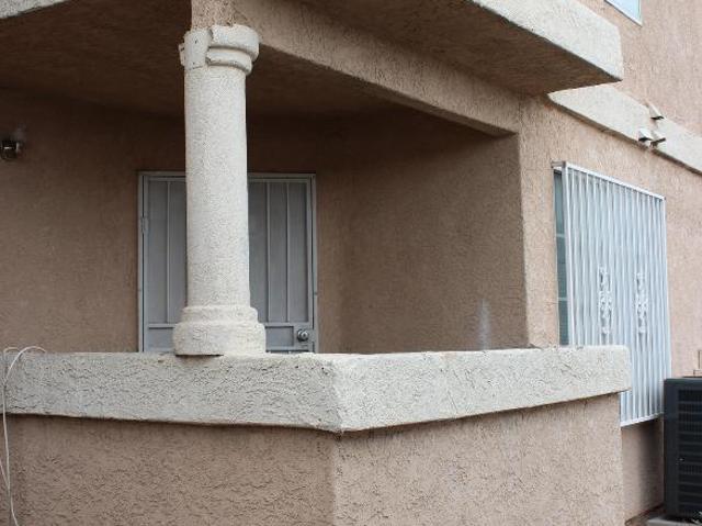2 Br, 2 bath, Condo 1830 N Pecos Rd