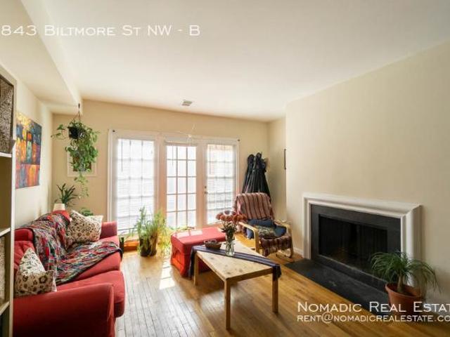 2 Br, 2 bath, Condo 1843 Biltmore St NW