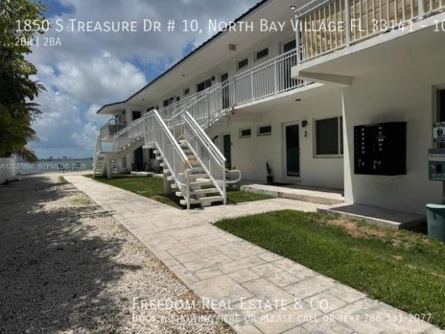2 Br, 2 bath, Condo 1850 S Treasure Dr