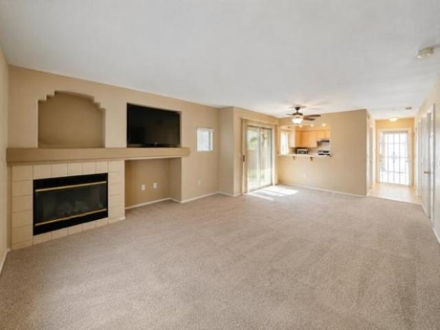 2 Br, 2 bath, Condo 1851 Hillpointe Rd