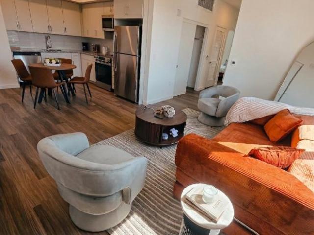 2 Br, 2 bath, Condo 18900 Parthenia St