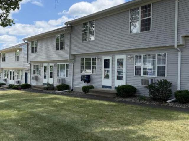 2 Br, 2 bath, Condo 189 Essex St