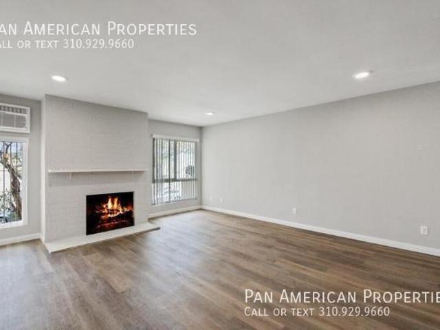 2 Br, 2 bath, Condo 190 Centennial Way