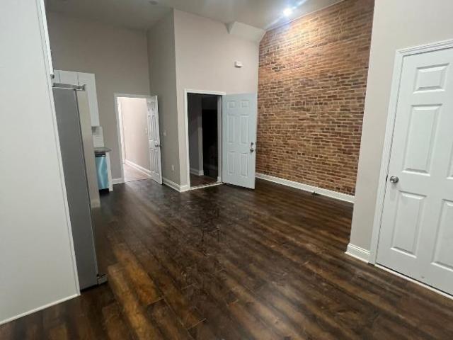 2 Br, 2 bath, Condo 1919 Mcculloh Street