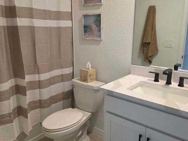 2 Br, 2 bath, Condo 19116 Scallop Loop