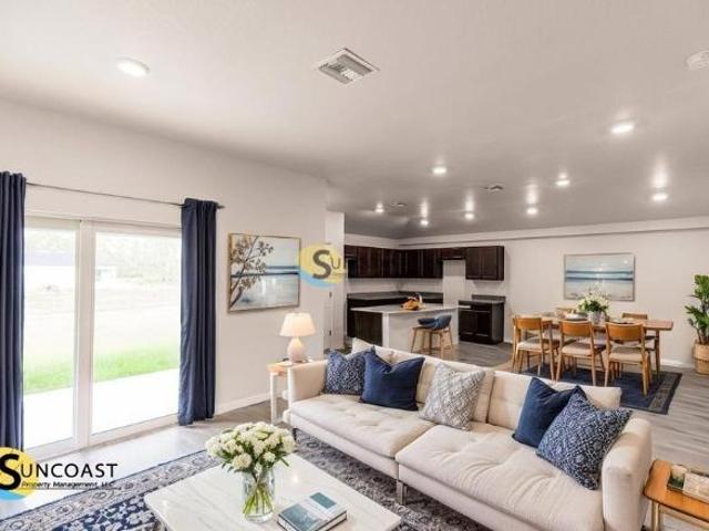 2 Br, 2 bath, Condo 1920 Latona St
