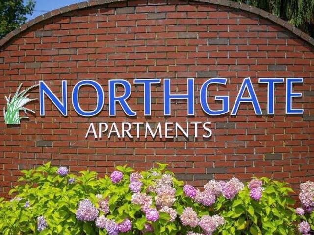2 Br, 2 bath, Condo 1 Admiralty Drive
