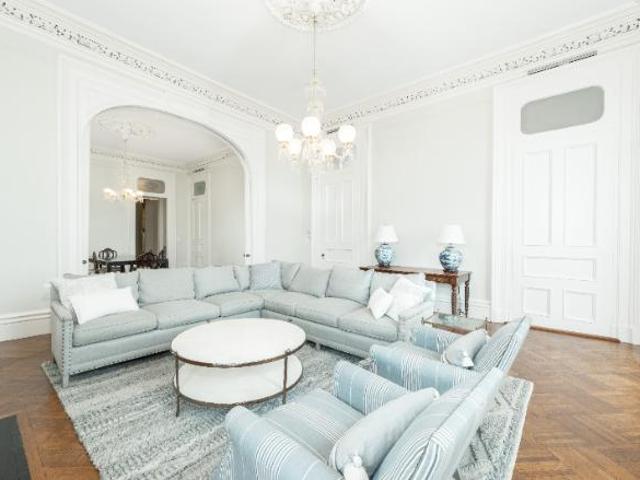 2 Br, 2 bath, Condo 1 East Battery