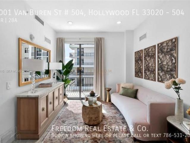 2 Br, 2 bath, Condo 2001 Van Buren St