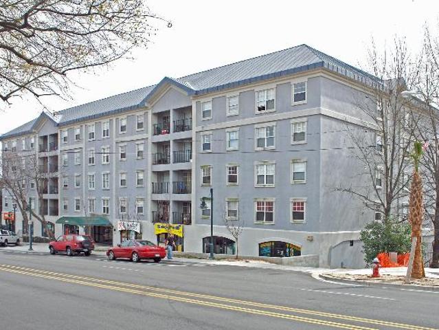 2 Br, 2 bath, Condo 2002 Greene St