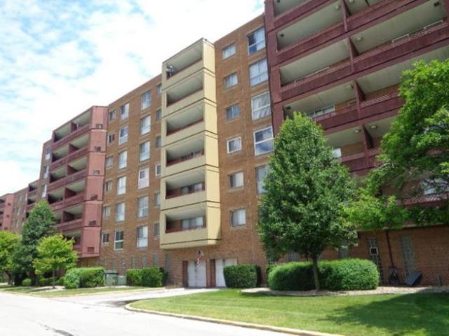 2 Br, 2 bath, Condo 200 Park Ave