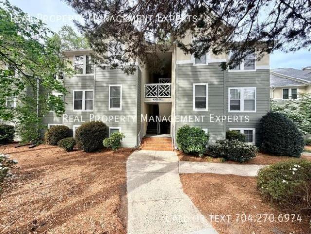 2 Br, 2 bath, Condo 20119 Henderson Rd