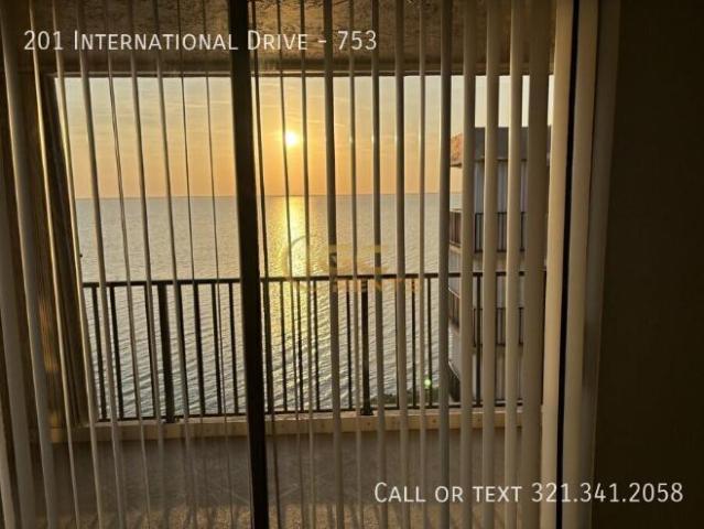 2 Br, 2 bath, Condo 201 International Drive