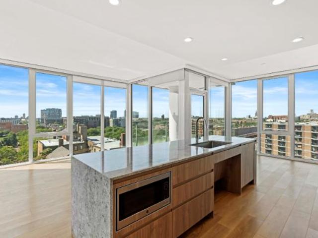 2 Br, 2 bath, Condo 202 W Hill St