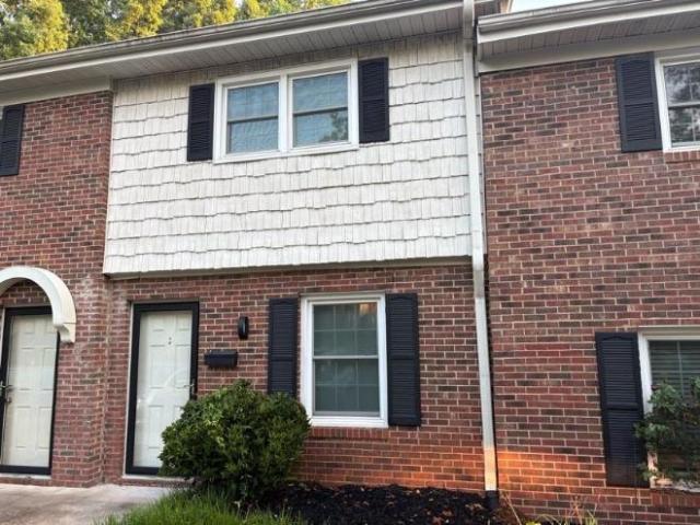 2 Br, 2 bath, Condo 203 Northpoint Ave