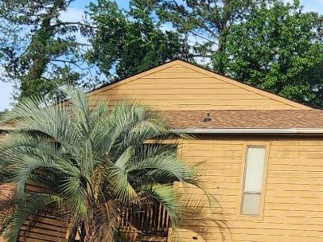 2 Br, 2 bath, Condo 207 Weddell St