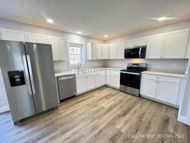 2 Br, 2 bath, Condo 208 Rocky Rdg Drive Apt
