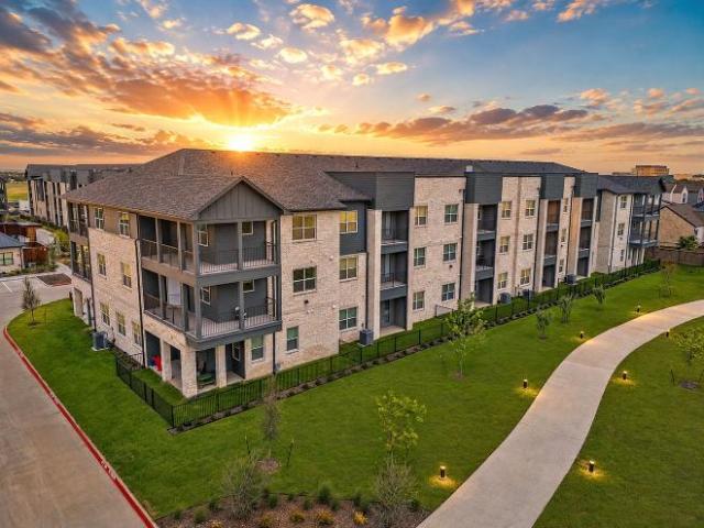 2 Br, 2 bath, Condo 2101 S Celina Pkwy