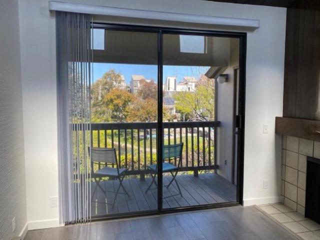 2 Br, 2 bath, Condo 2101 Shoreline Drive