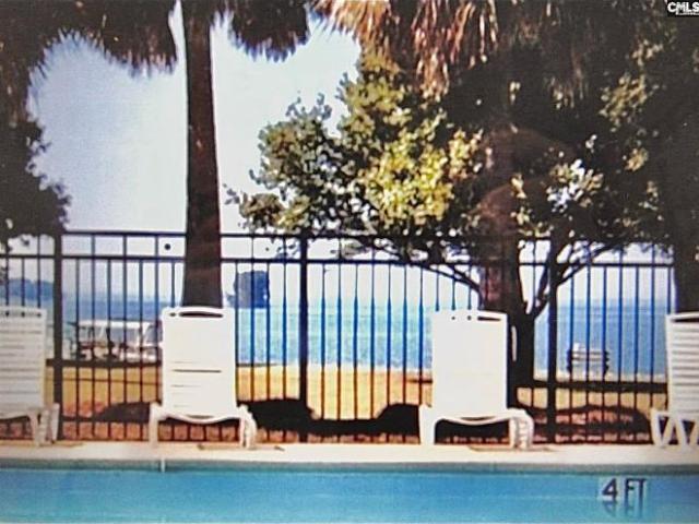 2 Br, 2 bath, Condo 210 Browning Ln