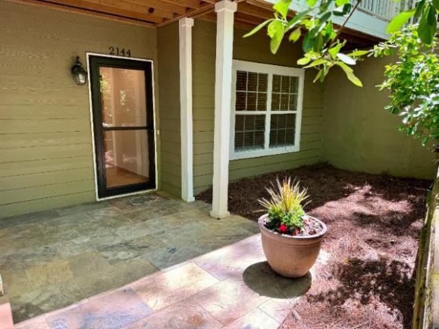 2 Br, 2 bath, Condo 2144 River Heigths Court
