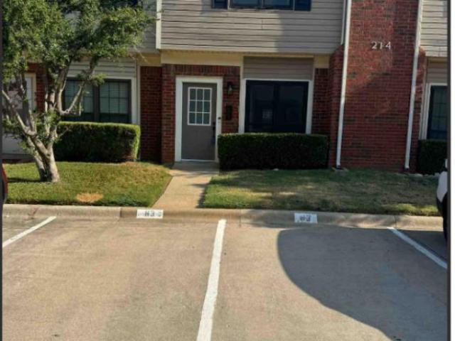 2 Br, 2 bath, Condo 214 Samuel Blvd