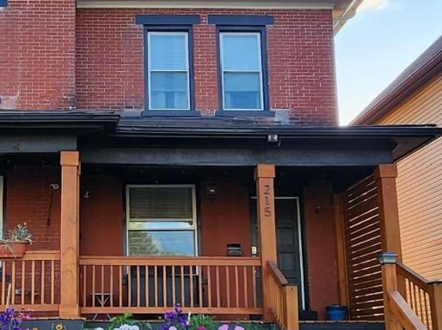2 Br, 2 bath, Condo 215 Dakota Ave