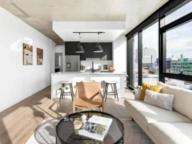 2 Br, 2 bath, Condo 216 N Elizabeth St