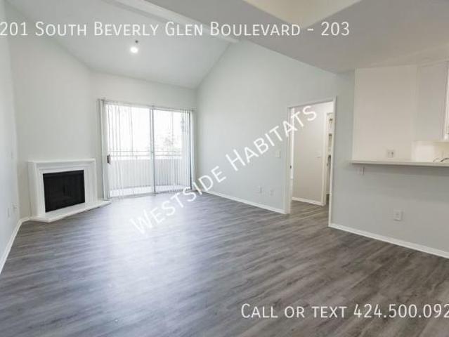 2 Br, 2 bath, Condo 2201 South Beverly Glen Boulevard