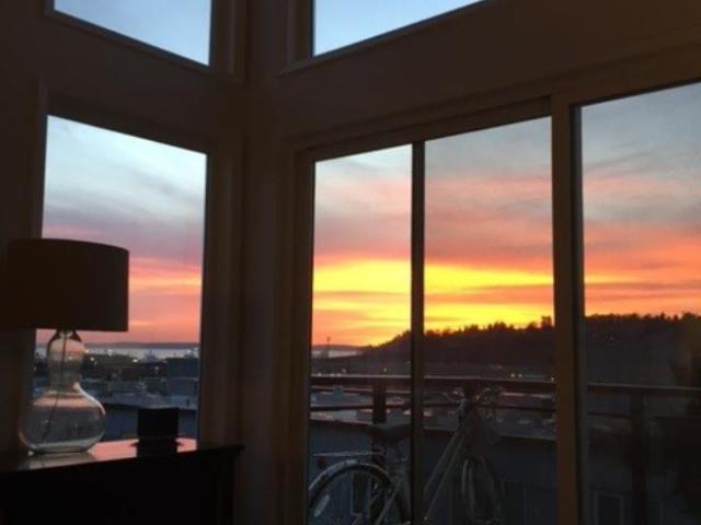 2 Br, 2 bath, Condo 2219 14th Ave W