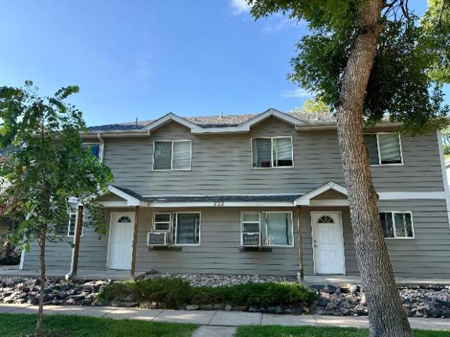 2 Br, 2 bath, Condo 223 W Myrtle