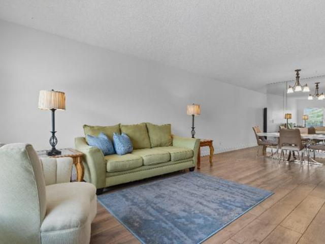 2 Br, 2 bath, Condo 2257 World Parkway Blvd W