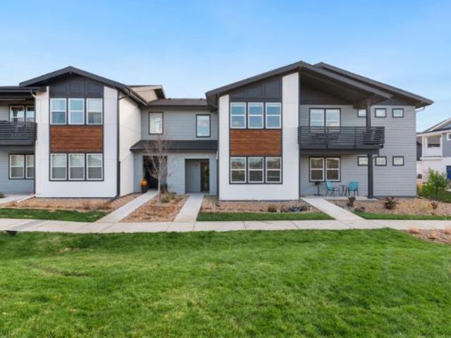 2 Br, 2 bath, Condo 2296 Setting Sun Drive