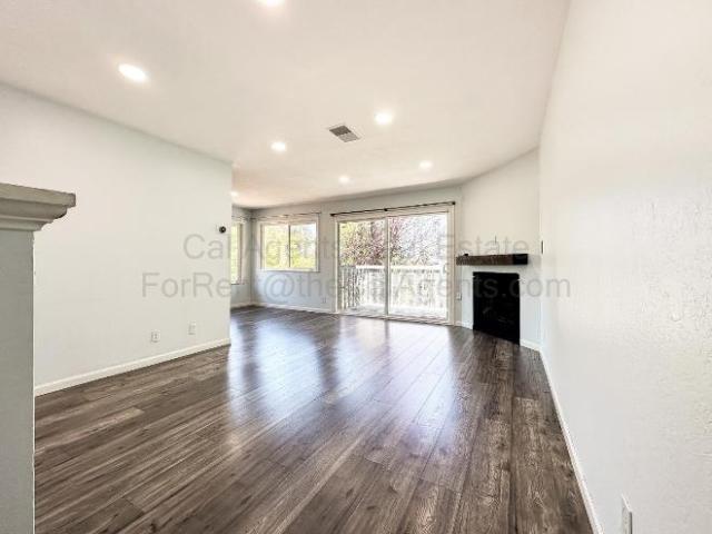 2 Br, 2 bath, Condo 2306 D Street